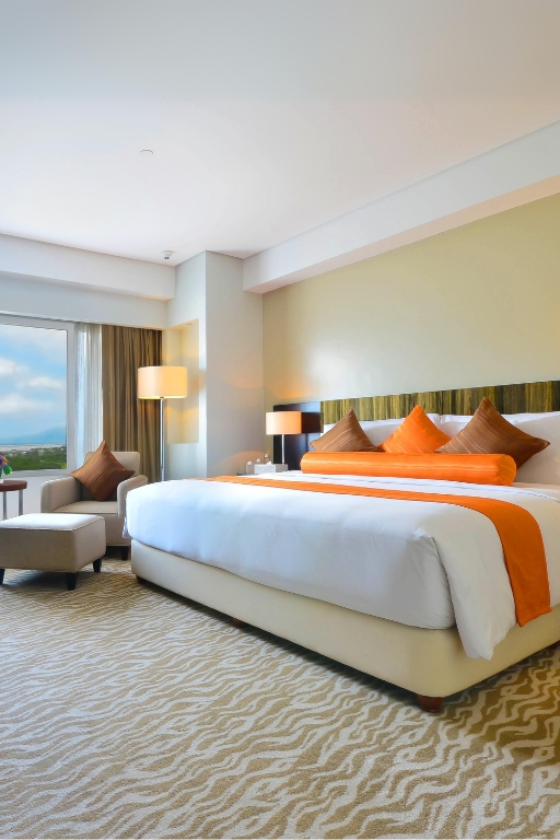 ACACIA HOTEL MANILA – Simply Heartfelt
